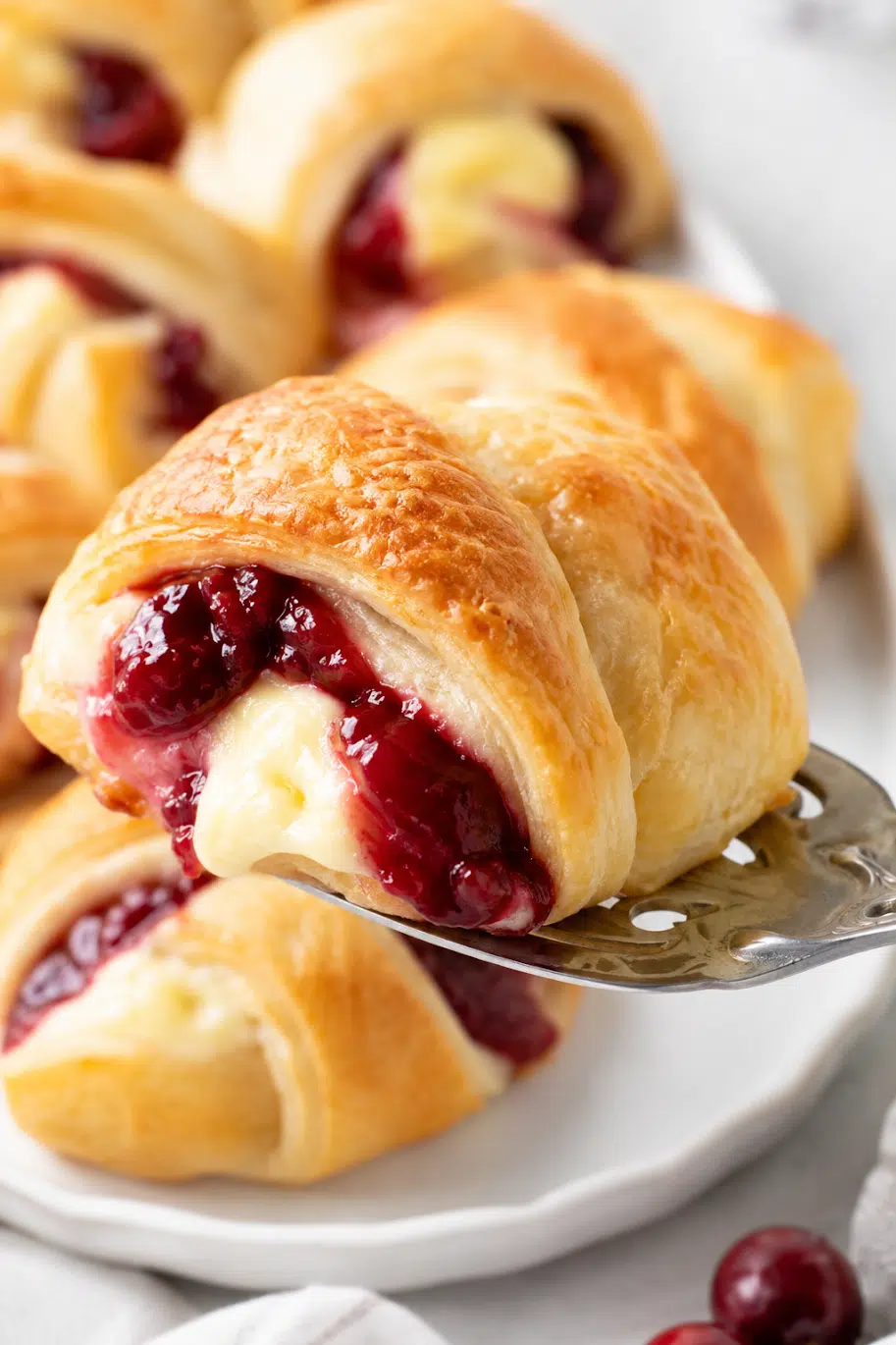 3-Ingredient Crescent Brie Bites - An Organized Chaos